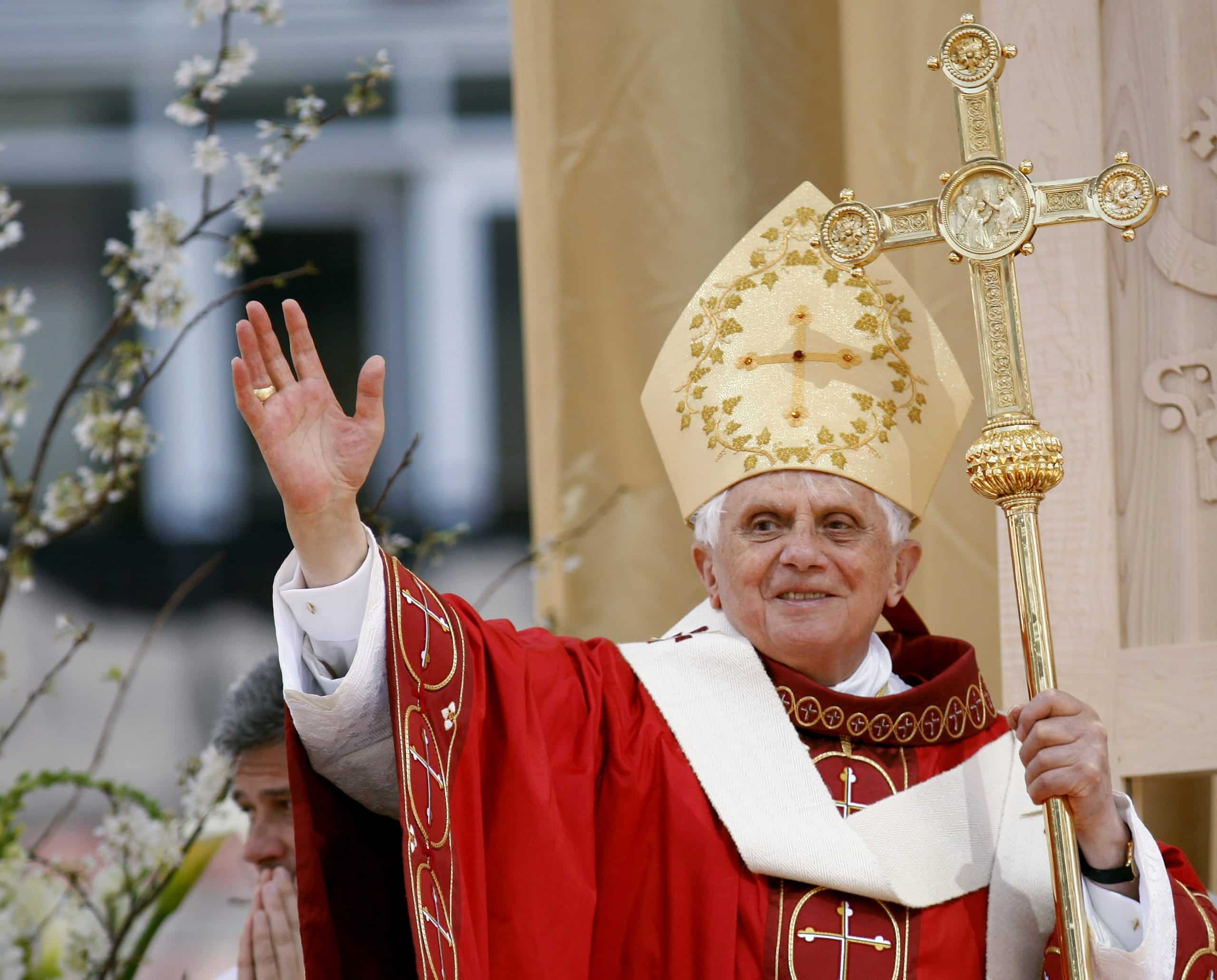 Pope Benedict Planet Updates Hub